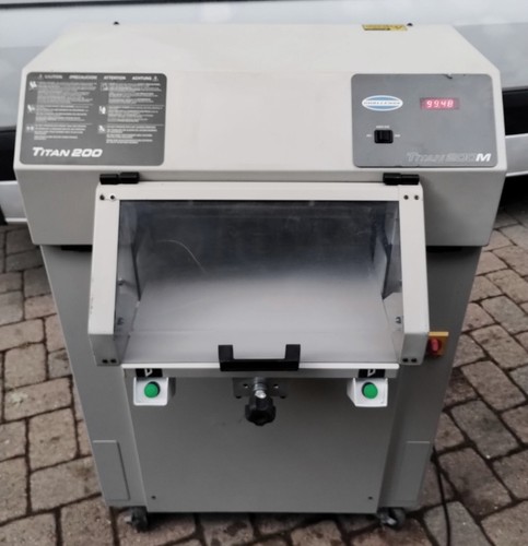 CHALLENGE TITAN 200 200M 200MA 20” HYDRAULIC PAPER CUTTER W/ TILT ...