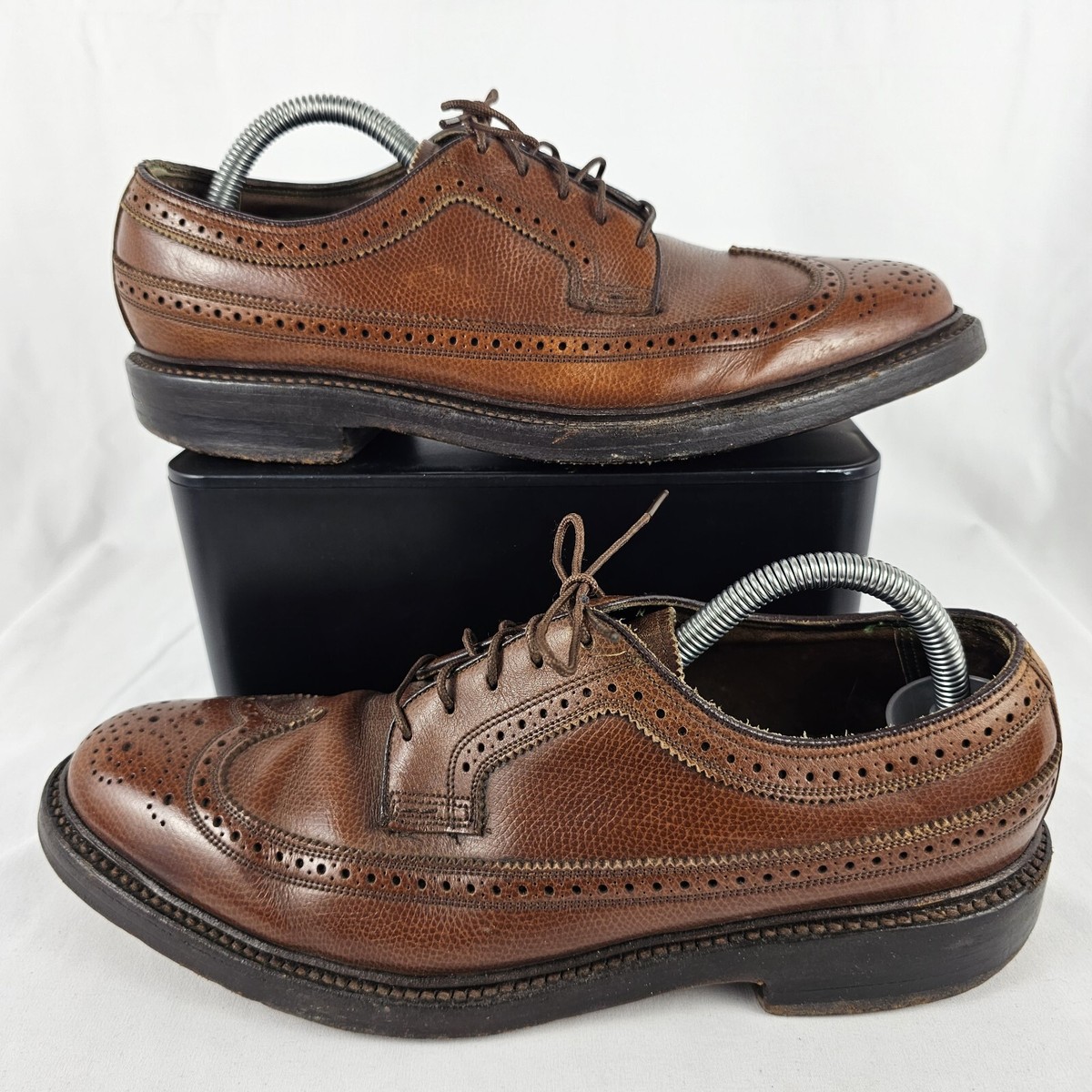 Vintage Florsheim Royal Imperial Men's Kenmoor Brown 5-Nail Vintage Florsheim Royal Imperial Men's Kenmoor Brown 5-Nail
