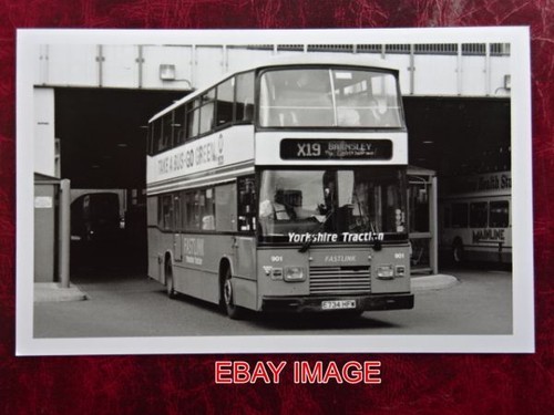 PHOTO YORKSHIRE TRACTION BUS NO 901 REG E734 HFW | eBay