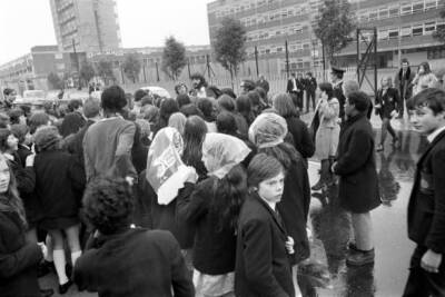 Christopher Searle, , the teacher being dismissed from the Sir- 1971 ...