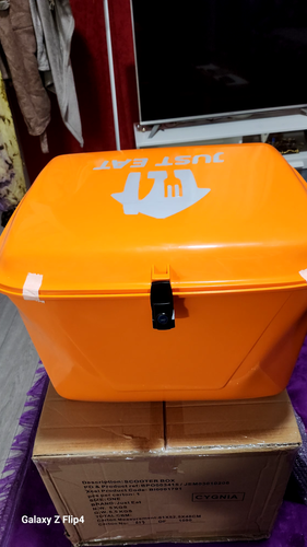SCOOTER TOP BOX COURIER DELIVERY BOX DELIVEROO UBER EATS JUST EAT ...