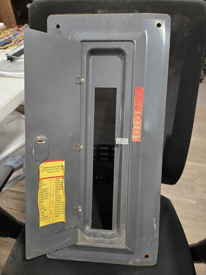 Pushmatic Bulldog ITE Electri Center 20 Space Panel Cover Door 25 ½ X ...