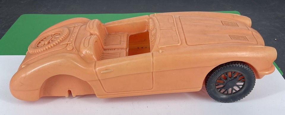 1960's TOY AUSTIN HEALY Car J RENZI CORP LEOMINSTER MASS 17" PLASTIC ...