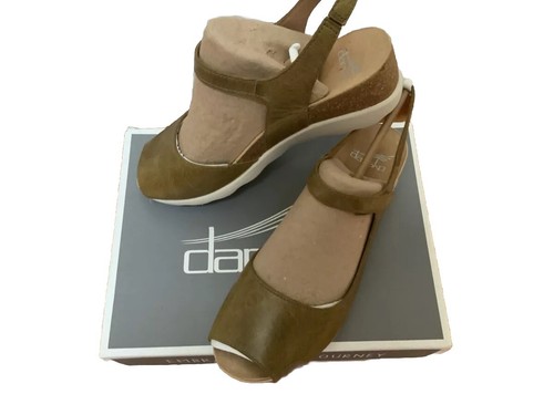 Dansko Marcy Women’s Milled Nubuck Ankle Strap Wedge Sandals Sz 39 US 9 ...