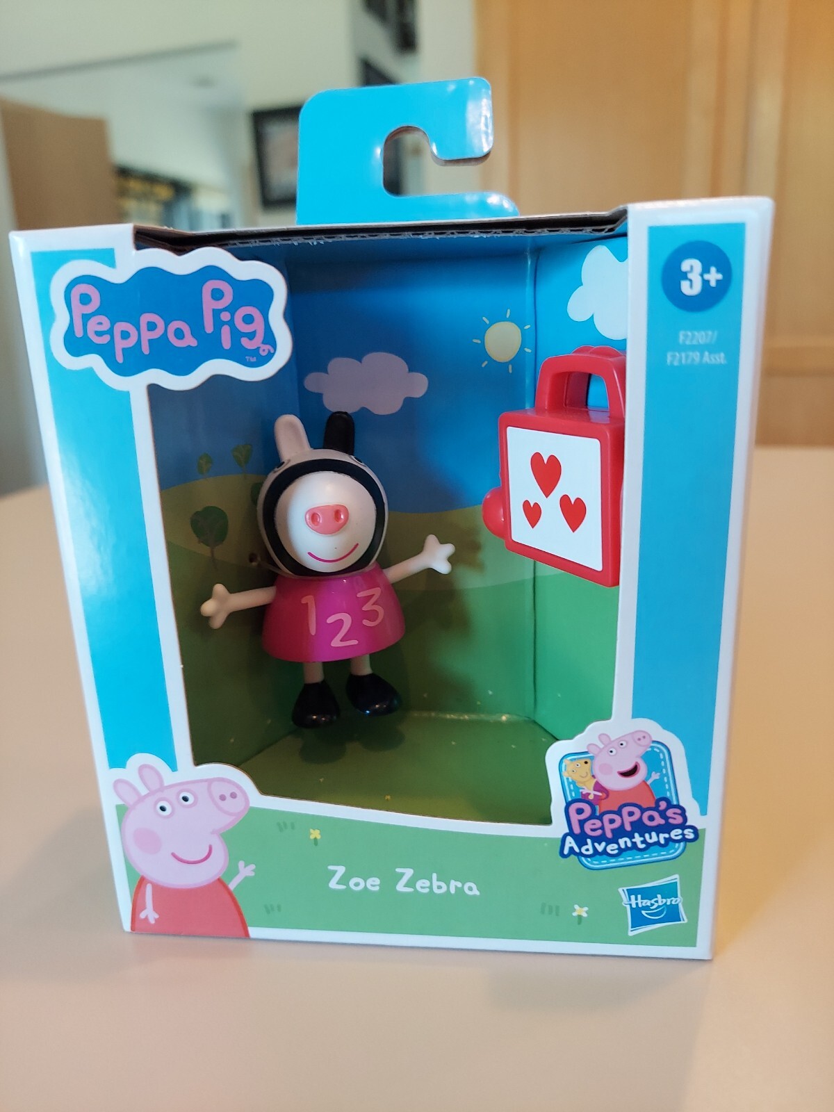 Peppa Pig Zoe Zebra Figure & Briefcase Accessory Toy NEW Peppa’s ...