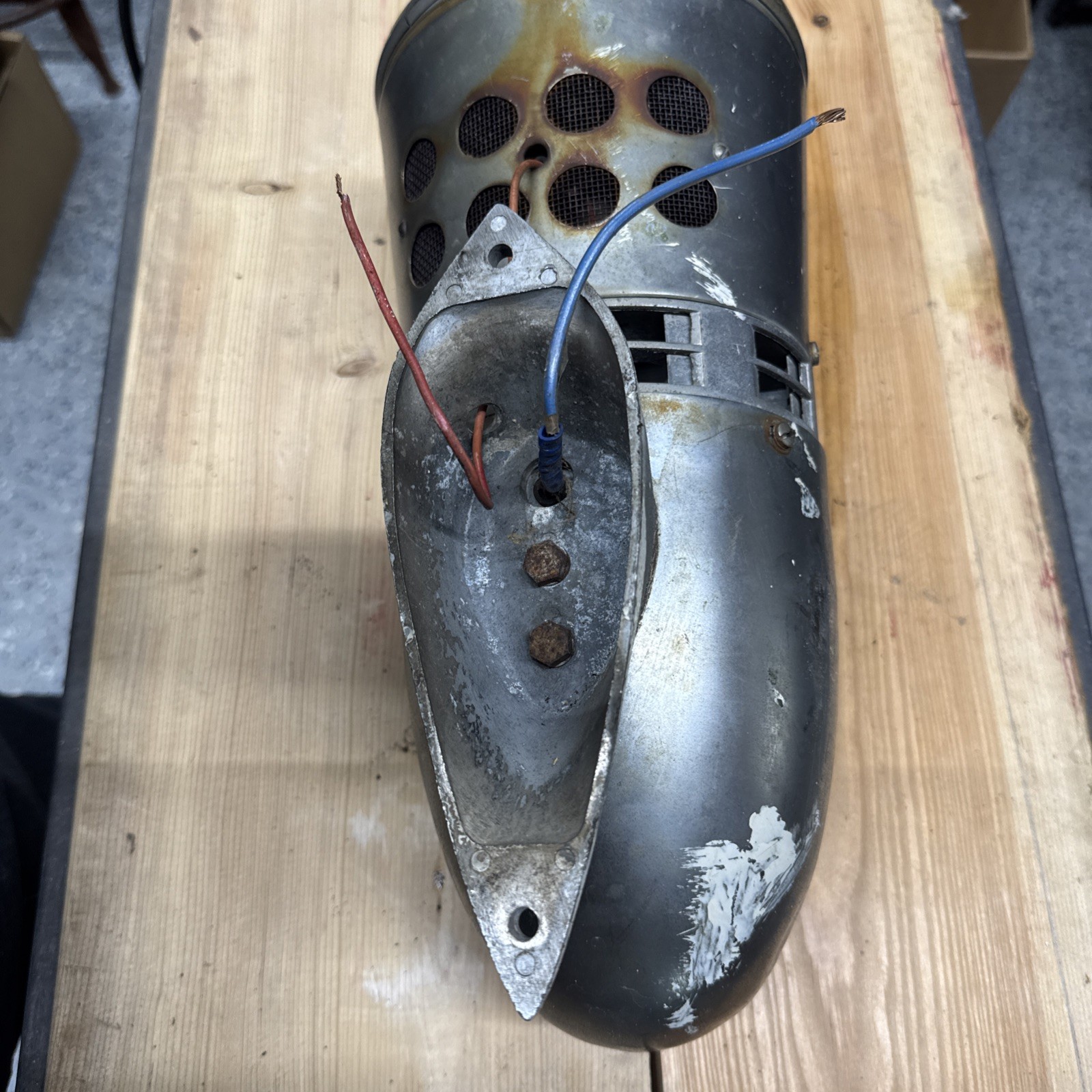 MFD By Federal Electric Co Inc 6 Volt Fire Siren With Red Light Works ...