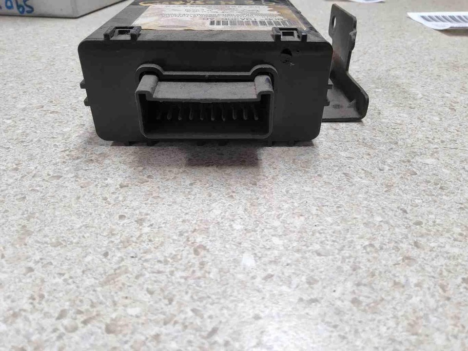 f8db-19a366-ad Chassis Brain Box FORD MUSTANG 98 99 00 01 02 03 04 05 ...