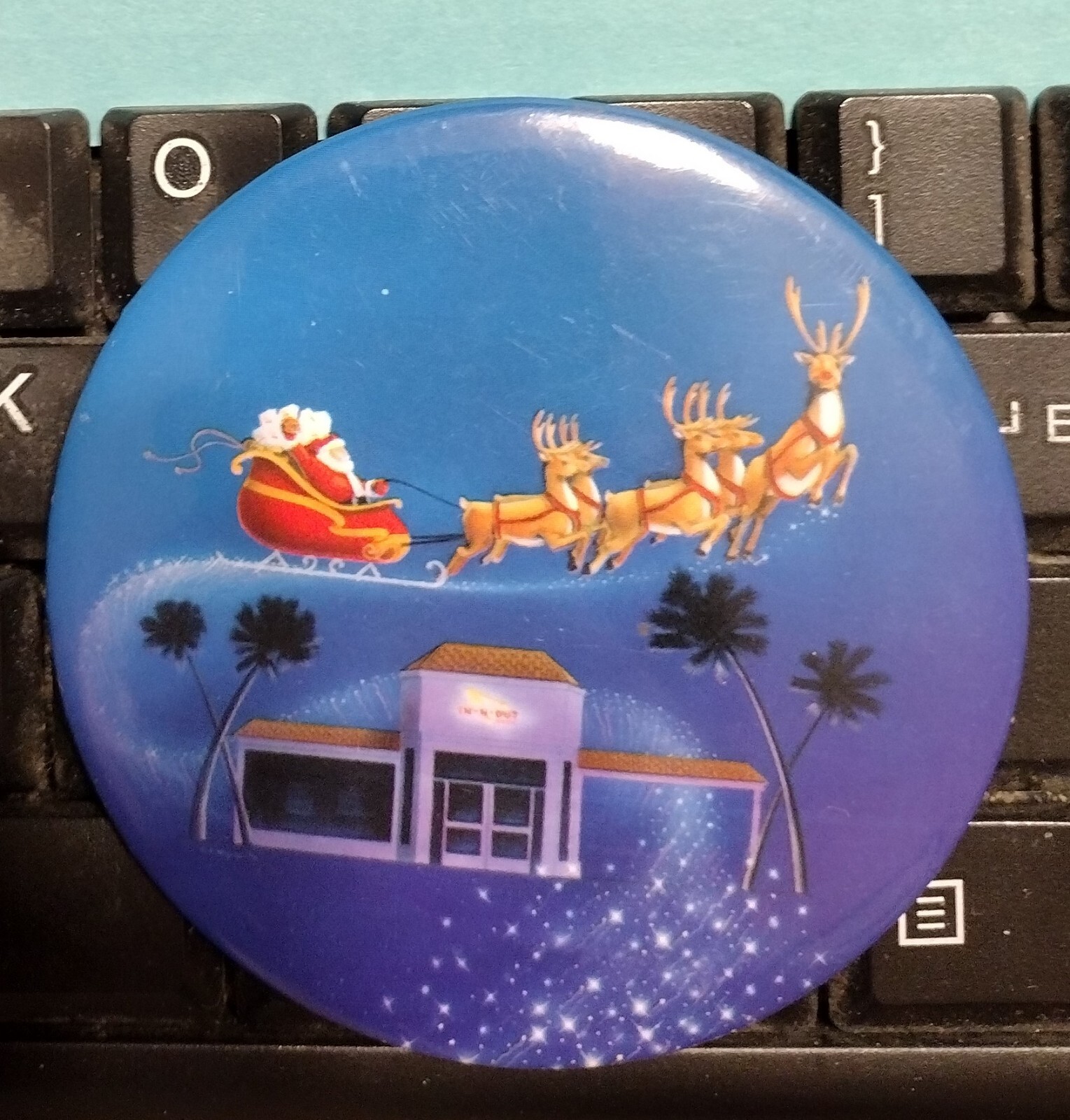 IN N OUT BURGER Christmas Pin / Button | eBay
