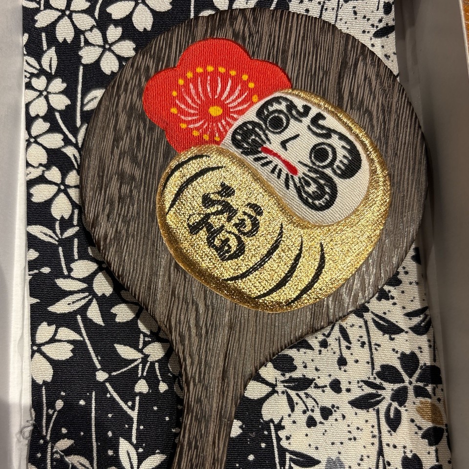 HAKOCHO Kiri Crafts Japanese Hand Mirror Daruma Kimekomi | Asakusa ...