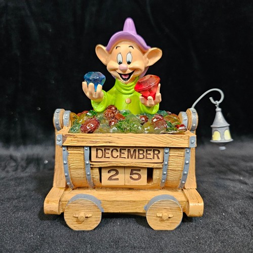 Precious Moments Disney DOPEY SNOW WHITE Gems Mine Car Train Perpetual ...