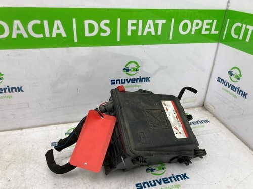BOITIER FUSIBLES Citroën C4 Picasso (3D/3E) 2015 9804681980 / ...
