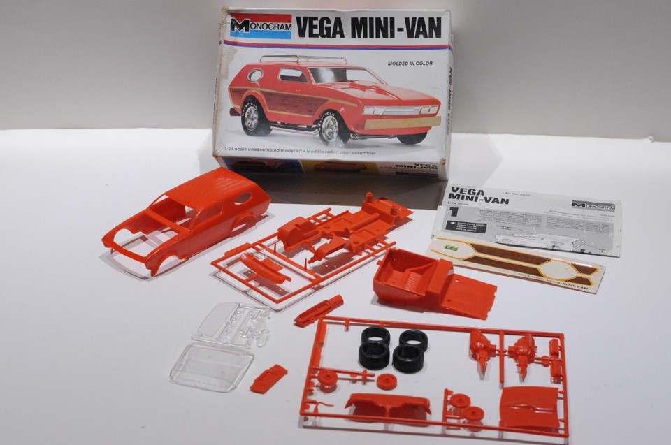 MONOGRAM VEGA MINI-VAN SCALE 1:24 MODEL KIT 2222 | eBay