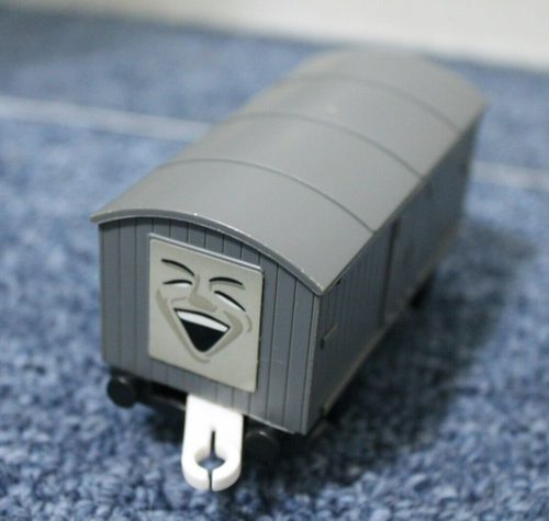 Thomas & Friends TOMY/ Trackmaster 1996 COVERED TROUBLESOME TRUCK VAN ...