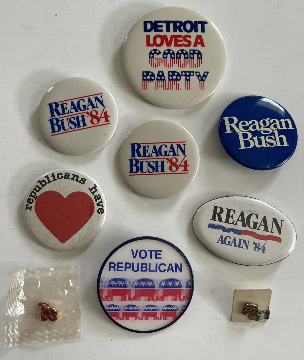 Vintage Authentic Political Pins 1984 Reagan Bush Campaign Buttons ...