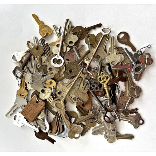 2 Pound Lot Of Misc Vintage Skeleton Keys Brass Crafts Jewelry | eBay