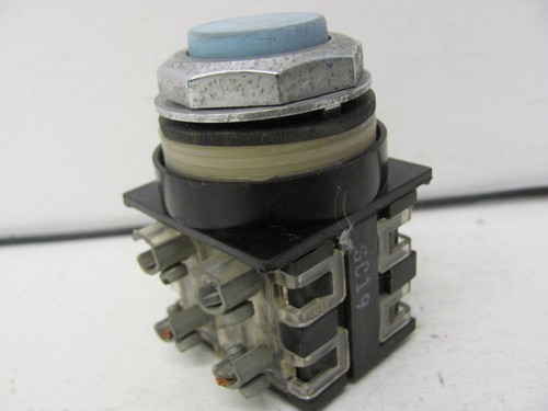 GENERAL ELECTRIC PUSH BUTTON LIGHT BLUE W/ CR104P(Q.2) CONTACTS USED | eBay