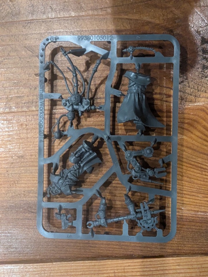 Astra Militarum Tech-Priest Enginseer Warhammer 40K Engineer New On ...