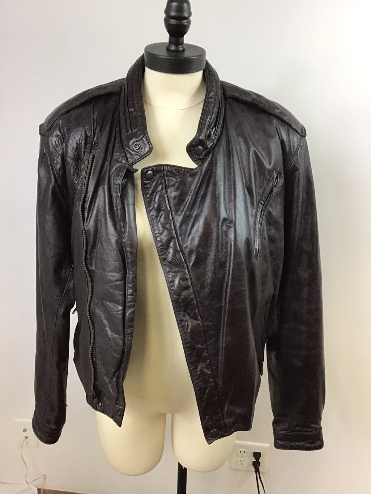 Vintage Womans Wilson Leather Jacket Size 42 - Gem