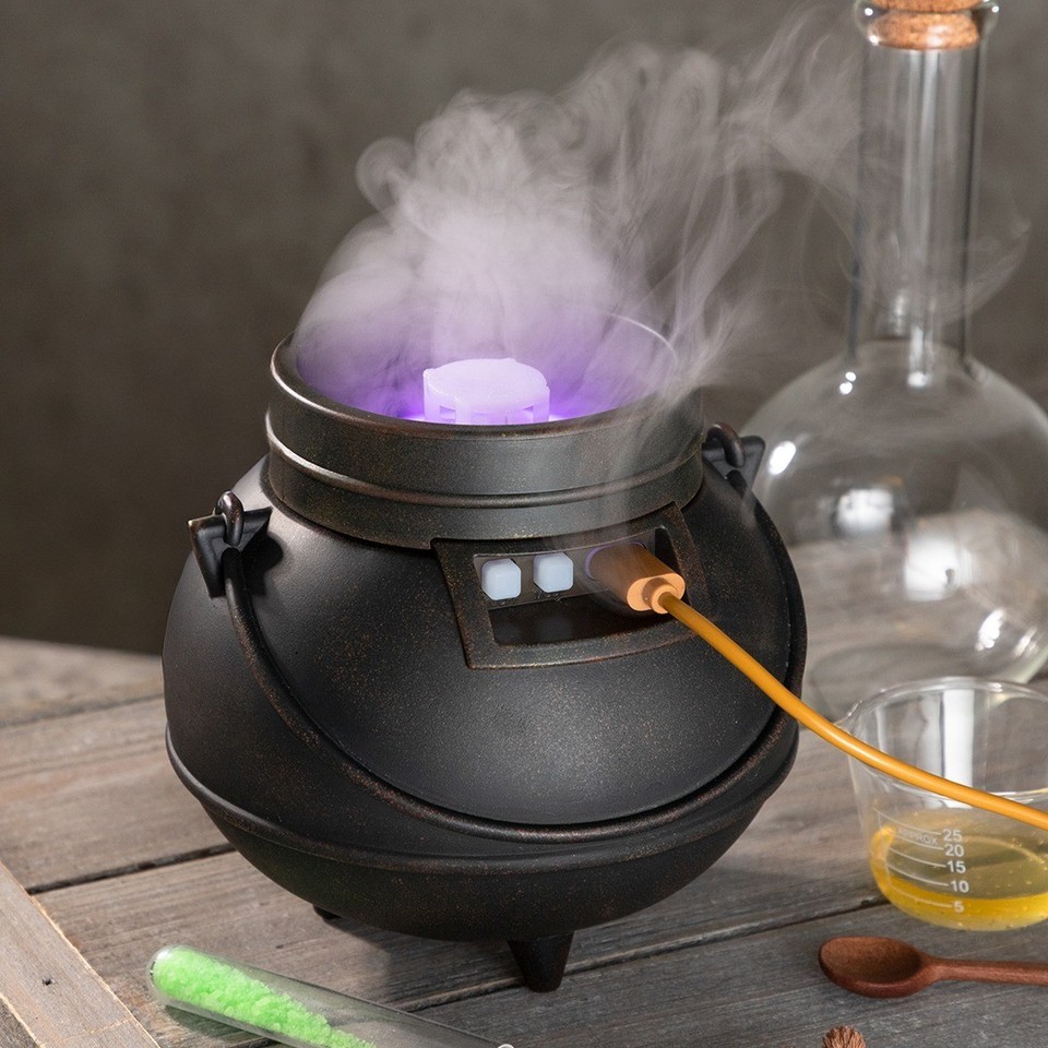 Harry Potter Hogwarts Cauldron Humidifier with LED Light Relief Emblem ...