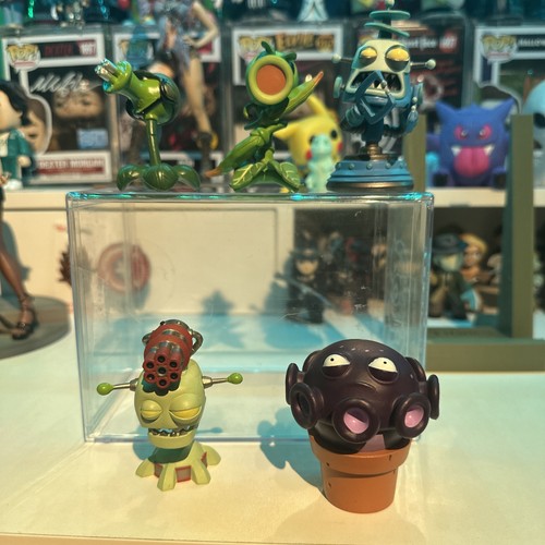 Lot Of 5 Plants Vs Zombies Garden Warfare Diamond Select Action Figures ...