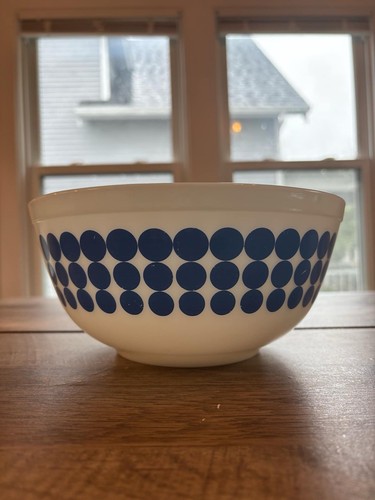 VTG PYREX 403 BLUE POLKA DOT MILK GLASS NESTING MIXING BOWL 2.5 QUART ...