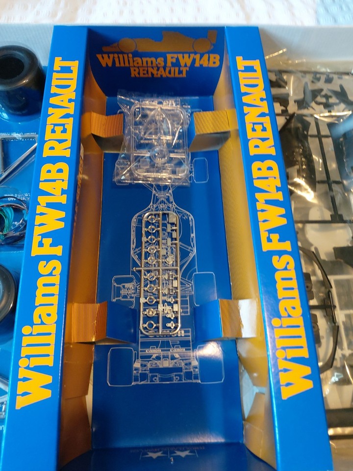 TAMIYA 1/12 Williams FW14B Renault Big Scale F1 Model Kit Series No.29 ...