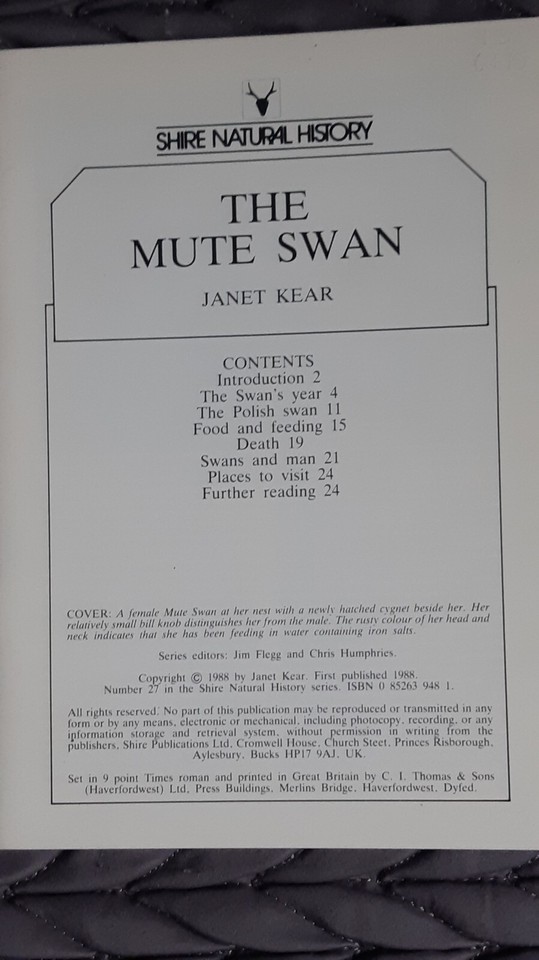 The Mute Swan by Janet Kear ( Shire Natural History) 9780852639481 ...