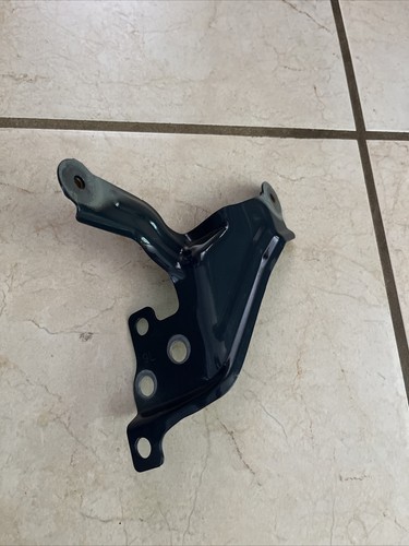 OEM Genuine Toyota Prius 2023 Bracket Front Bumper Driver Side Part ...