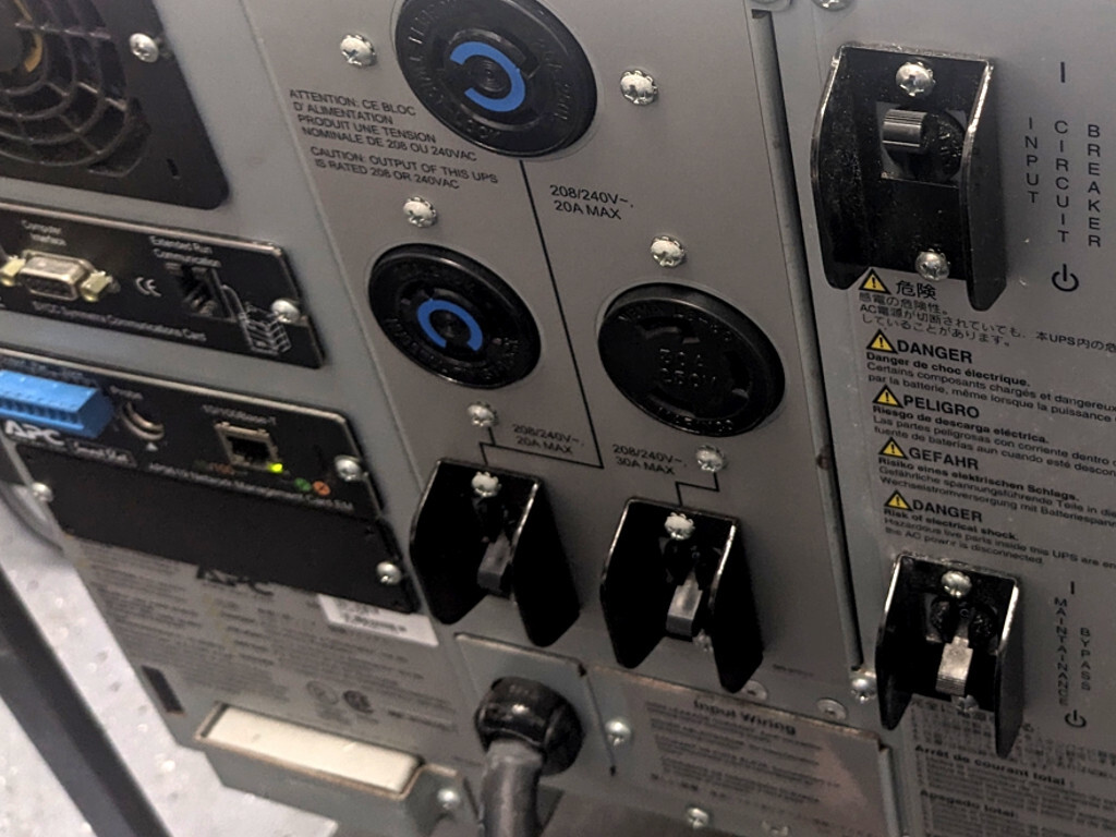 APC Symmetra RM 6000va UPS 6kva 208/240v SYH6K6RMT w/Warranty & New ...