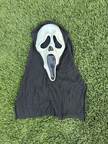 Vintage Gen 1 Ghostface “Scream” Mask – Multi-Dot (cut tassels) | eBay UK