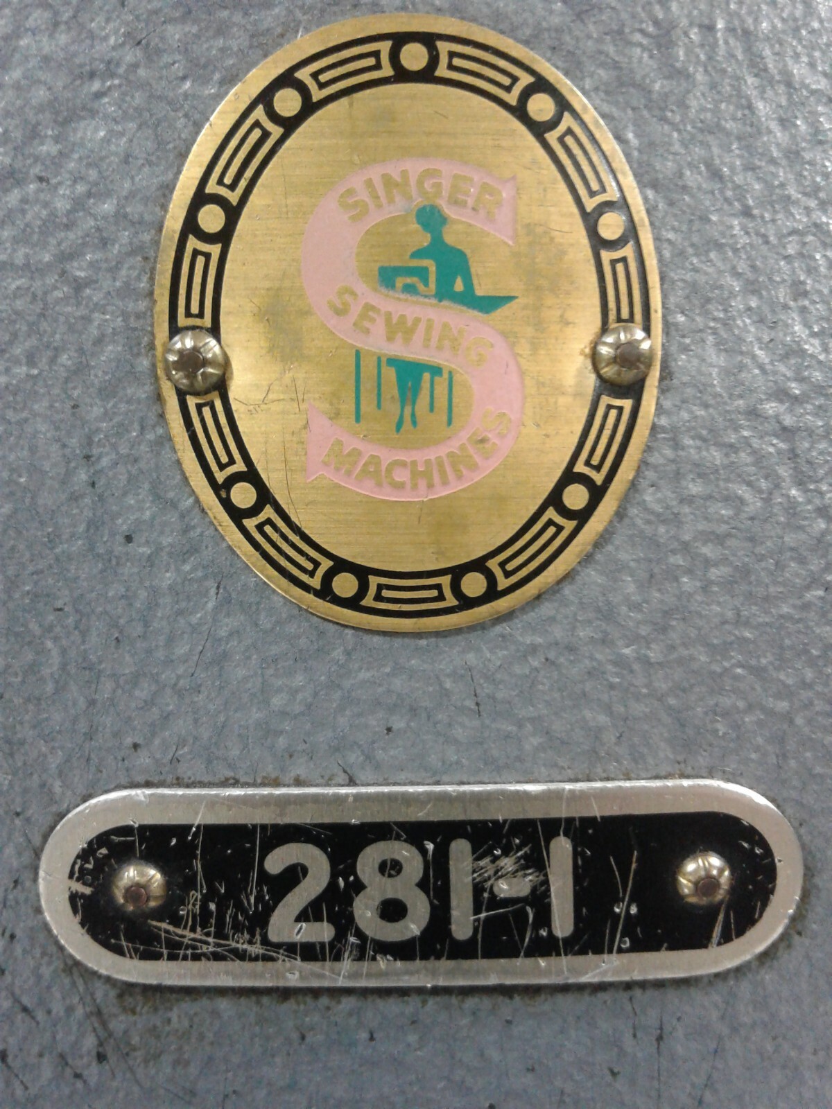 VINTAGE Singer 281-1 Industrial Sewing Machine for Light - Medium/Heavy ...