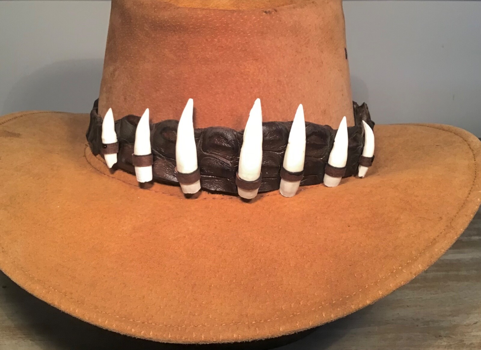 1 Hat band all hats Australian made Genuine Crocodile leather 7 TEETH ...