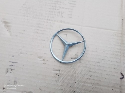 Mercedes Emblem Zeichen Stern Heckklappe W203 Mercedesstern 2037580158 ...