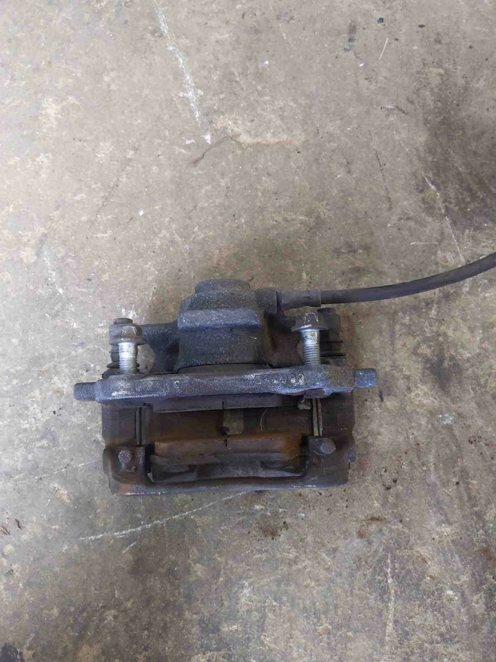 2008 - 2015 Mini Cooper Front Caliper w/ Bracket RH Passenger Side ...