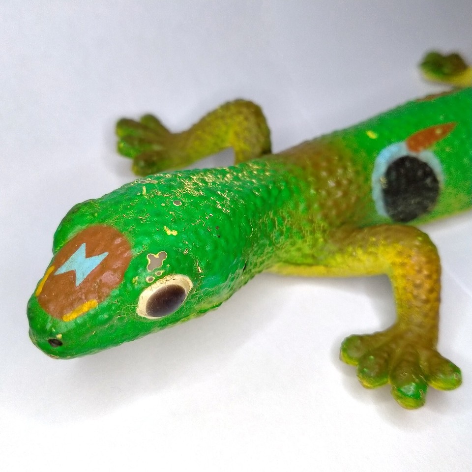 peacock day gecko by Bullyland retired reptile figure 68371 wild ...