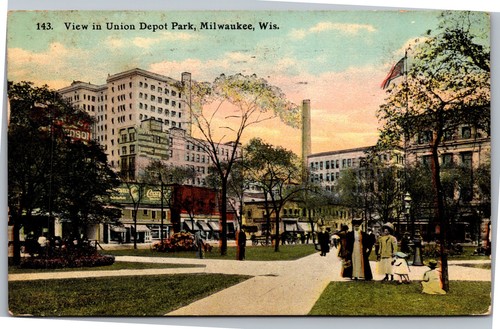 Postcard WI Milwaukee Union Depot Park - Coca Cola | eBay