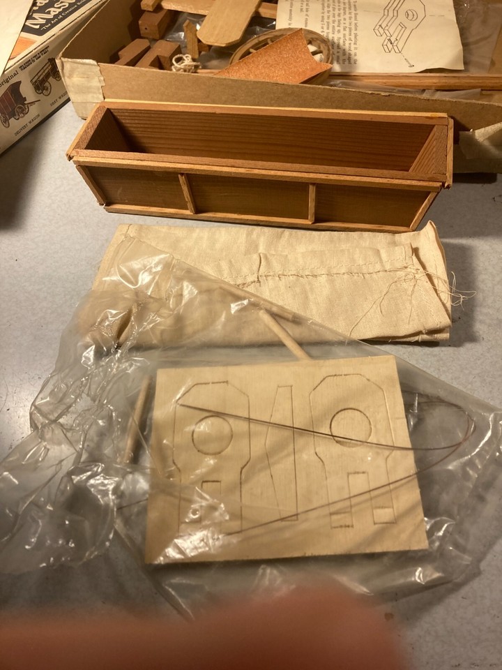 Craft Master Wagons of the Old West Conestoga Wagon 50102 Wooden Model ...