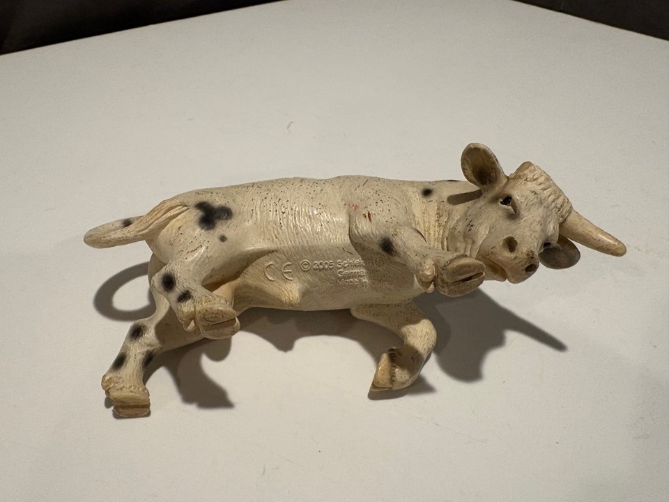 SCHLEICH WHITE RODEO BULL Male Cow Farm Figure 2005 Retired 13613 Read ...