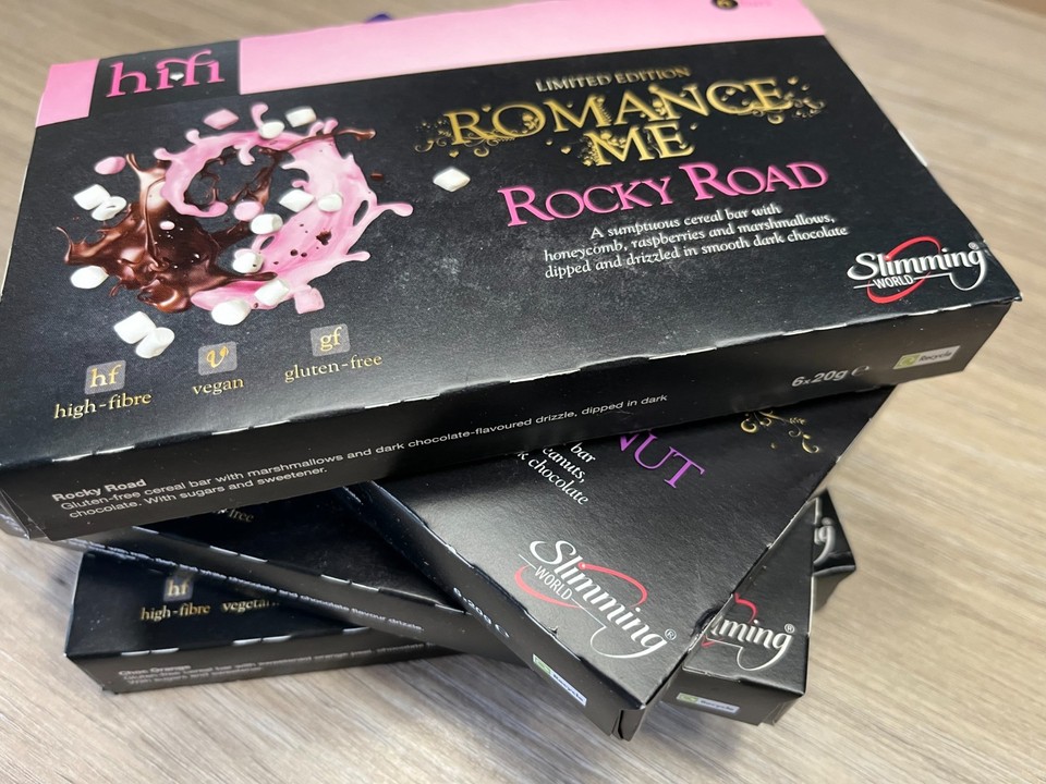 Slimming World. Hi-Fi Bars Rocky road ,triple choc more 6 bars x 4packs ...