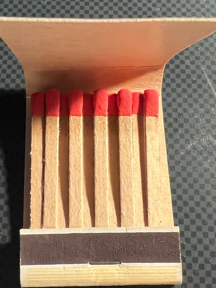 VINTAGE MATCHBOOK - OFFICERS IPEN MESS - OLD GUARD LOUNGE - FT MYER ...