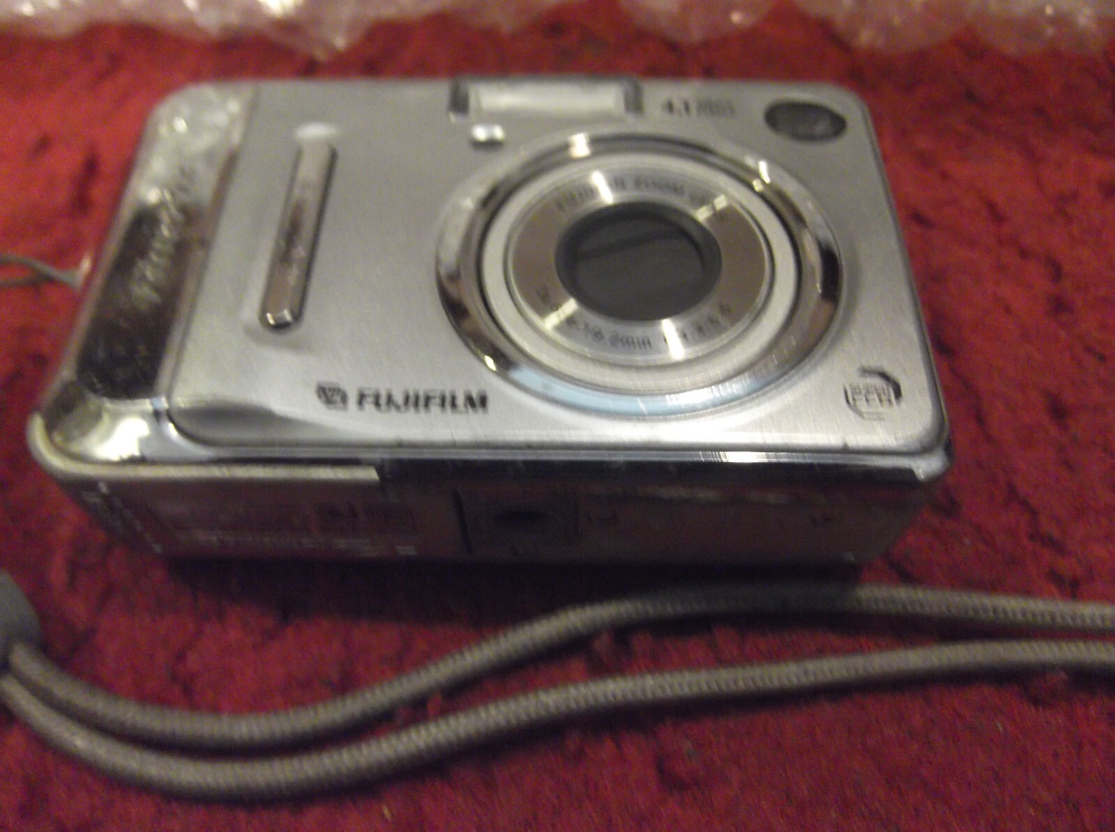 Fujifilm FINEPIX A400 4.1MP 3x Digital Camera - Silver | eBay