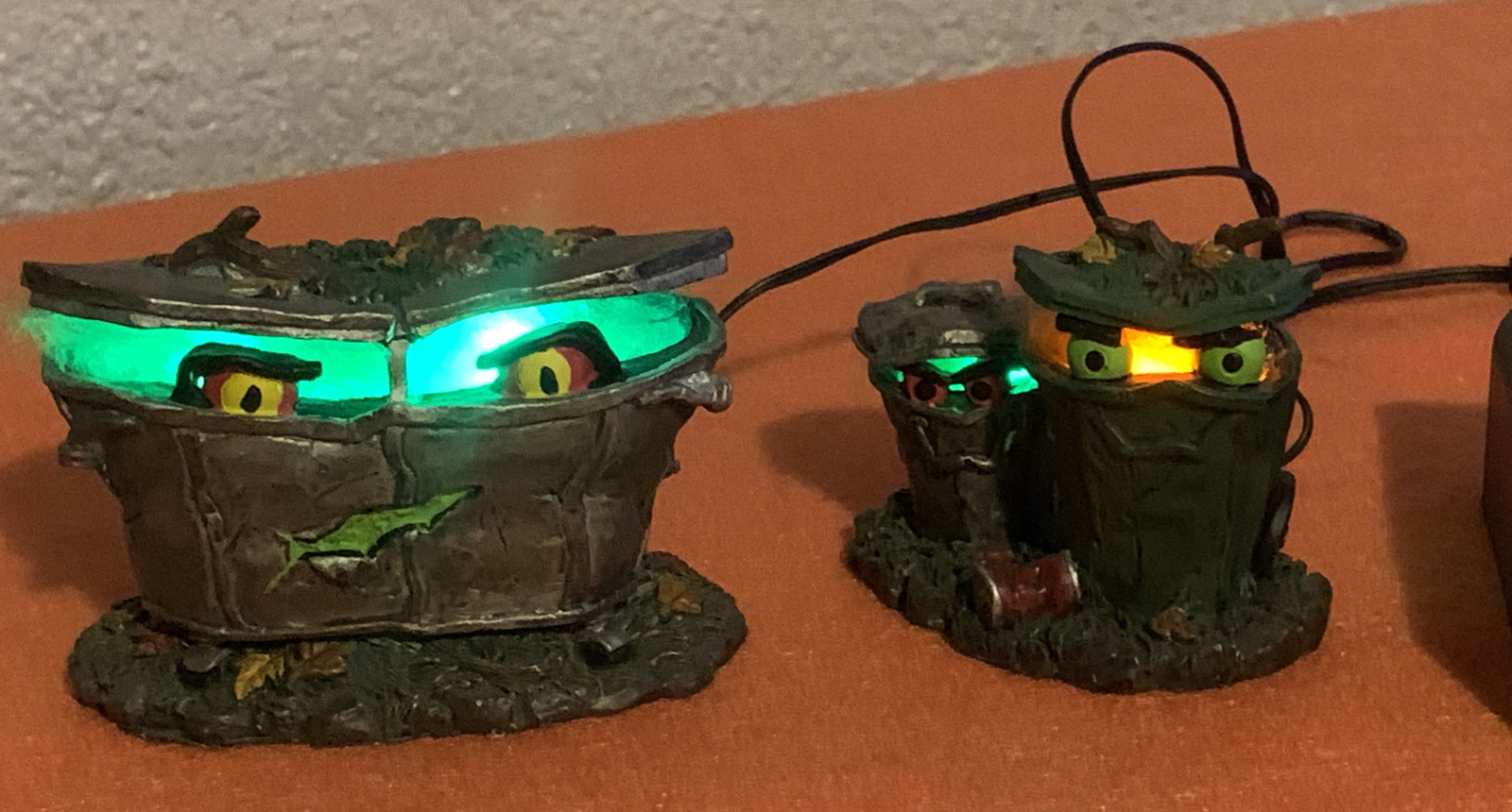 Dept+56+Halloween+Village+4024036+Spooky+Trash+Cans+Set+of+2+Retired ...