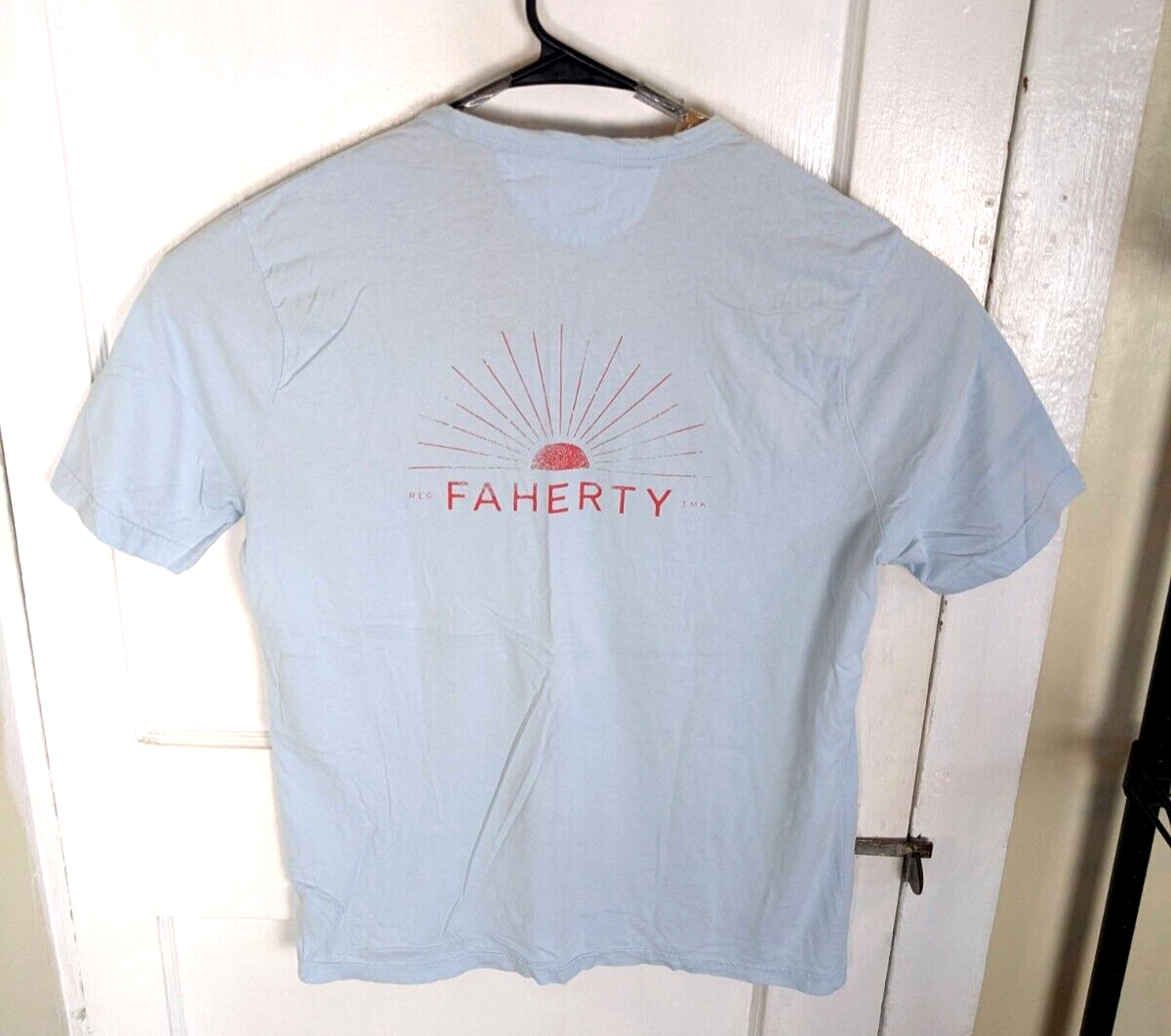 Faherty Pocket Graphic Tshirt Sunset Logo 2-Sided Sky Blue Men L Hiking ...
