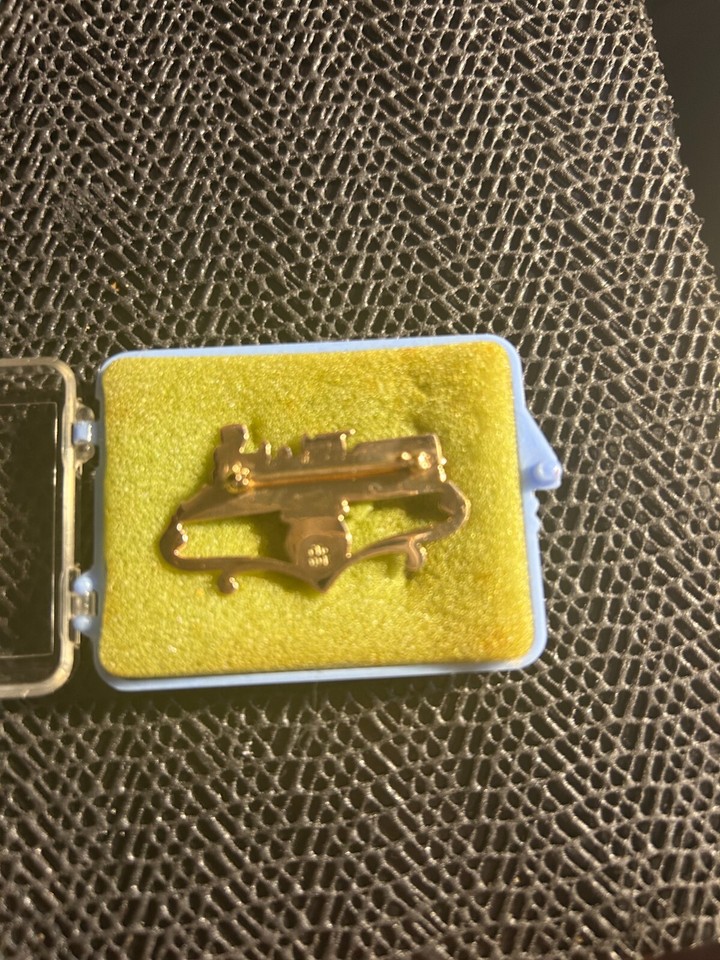 Great Northern Railroad 10k ctc service pendant | eBay