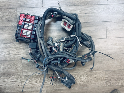 Ford F650 F750 Power Distribution Fuse Box & Main Wiring Harness CAT ...