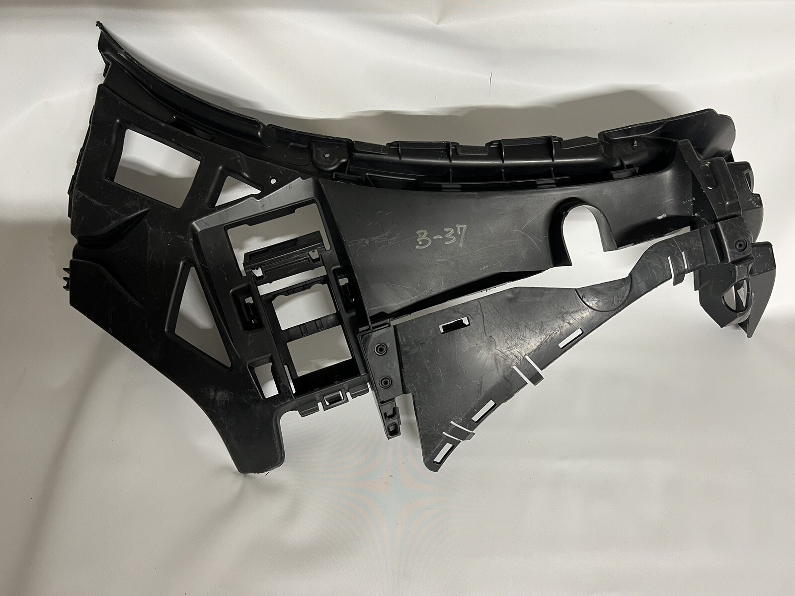 MB GLE W167 AMG FRONT LEFT INNER BUMPER BRACKET A1678855303 | eBay