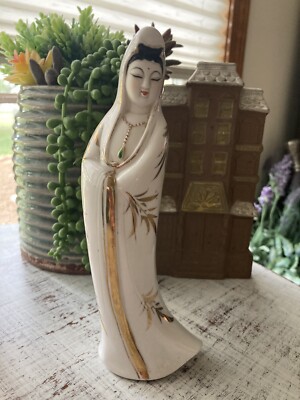 Vintage Macau Chinese 7.25” Porcelain Kwan Yin Guan Yin Goddess Statue ...