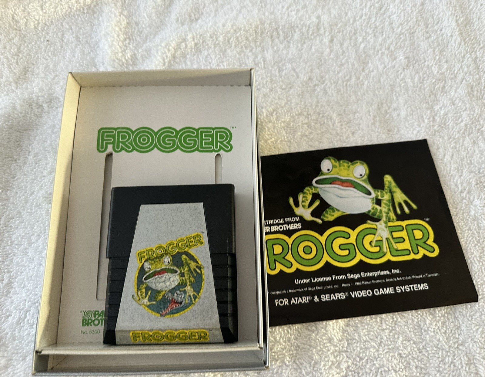 Frogger Atari 2600 Video Game 1982 complete in box + Manual Parker ...