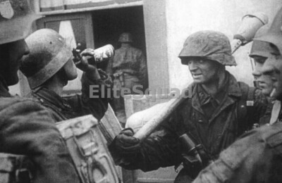 WW2 Picture Photo German Soldier of S Div Drinking Beer 0387 | eBay