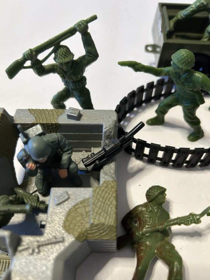 Military Toy Lot - Diff Sz & Scale Army & German Soldiers Jeep Tim-Mee ...